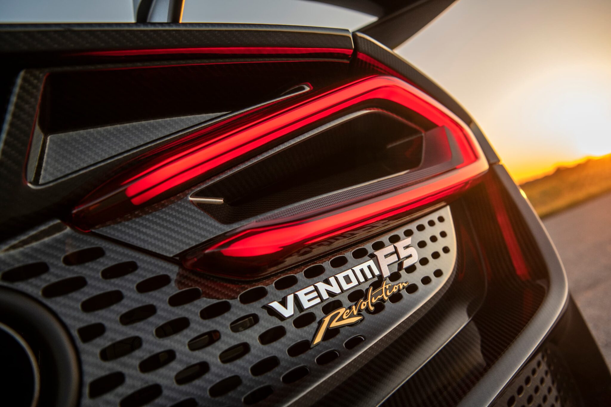 Hennessey Reveals Stunning Venom F5 'Revolution Roadster' Hypercar in ...