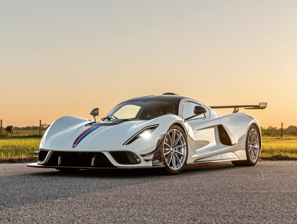 Moon White | Venom F5 Revolution