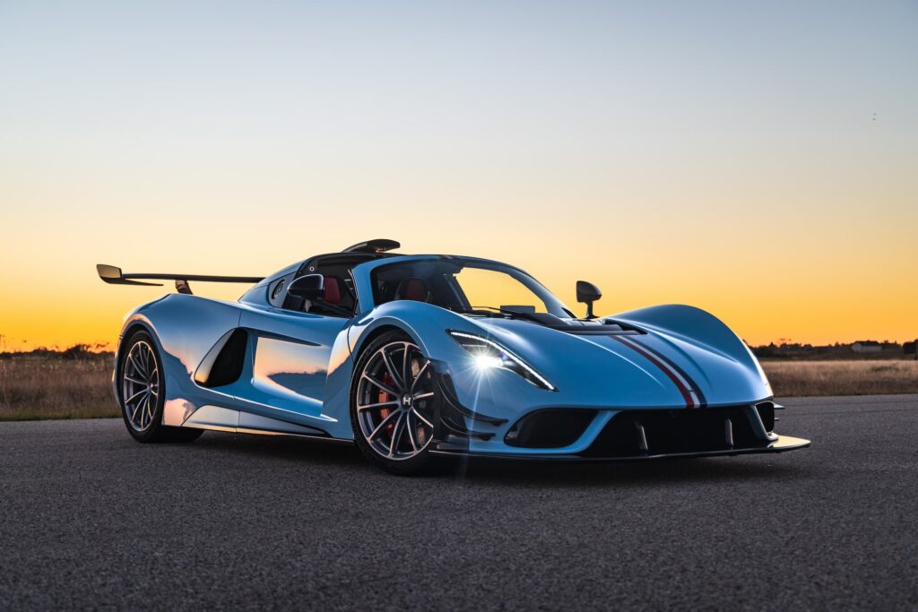 A Texas-Built Hypercar, the 300 MPH Hennessey Venom F5, Is in the ...