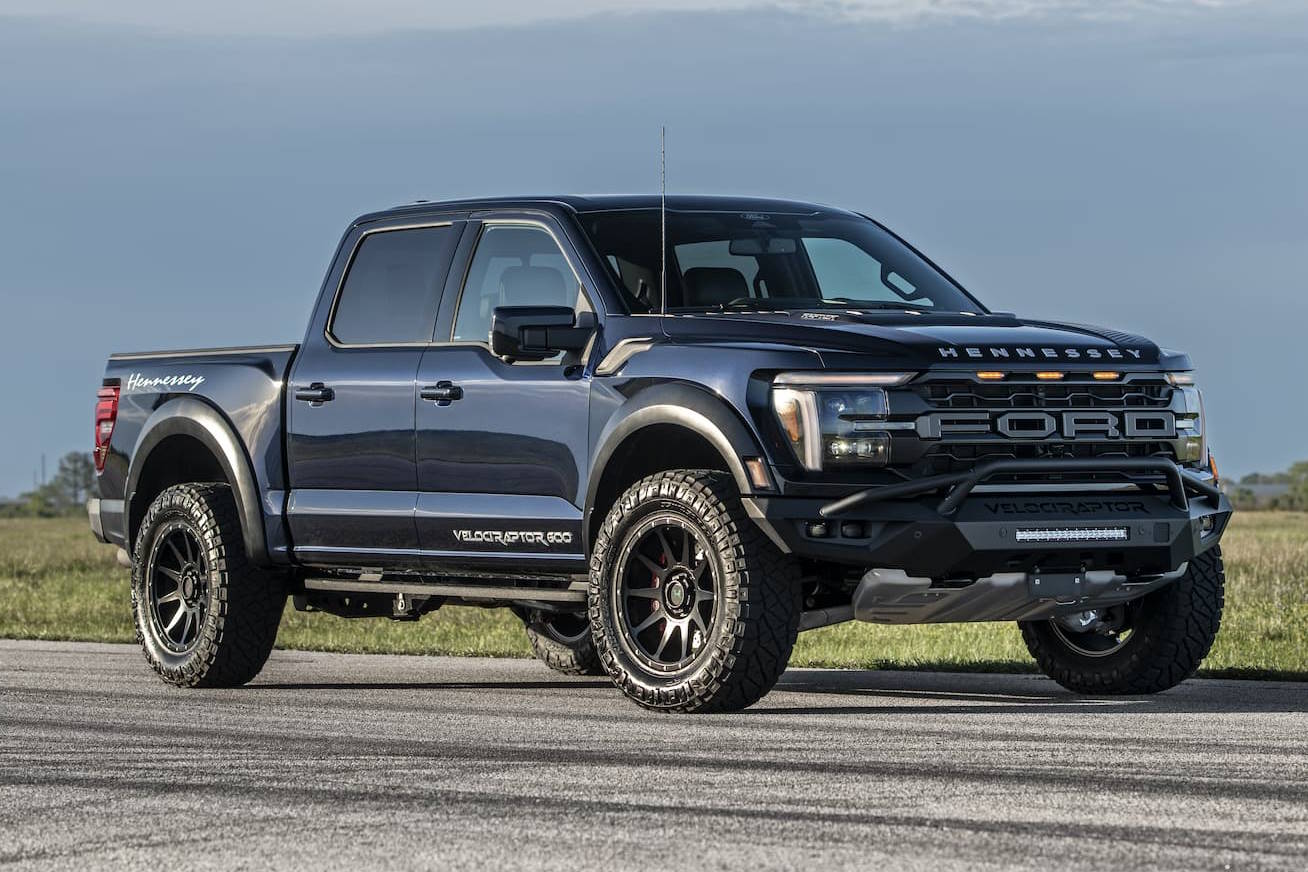 2025 VelociRaptor 600 Ford Raptor | Shelter Green | New Raptor ...