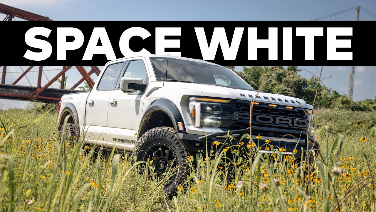 SPACE WHITE | VelociRaptor 600 | Ford Raptor